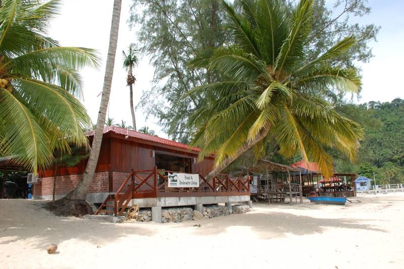 Malaysia - Tioman Island | PADI Open Water Training Package | 3 Nights at Tioman Dive Resort ...