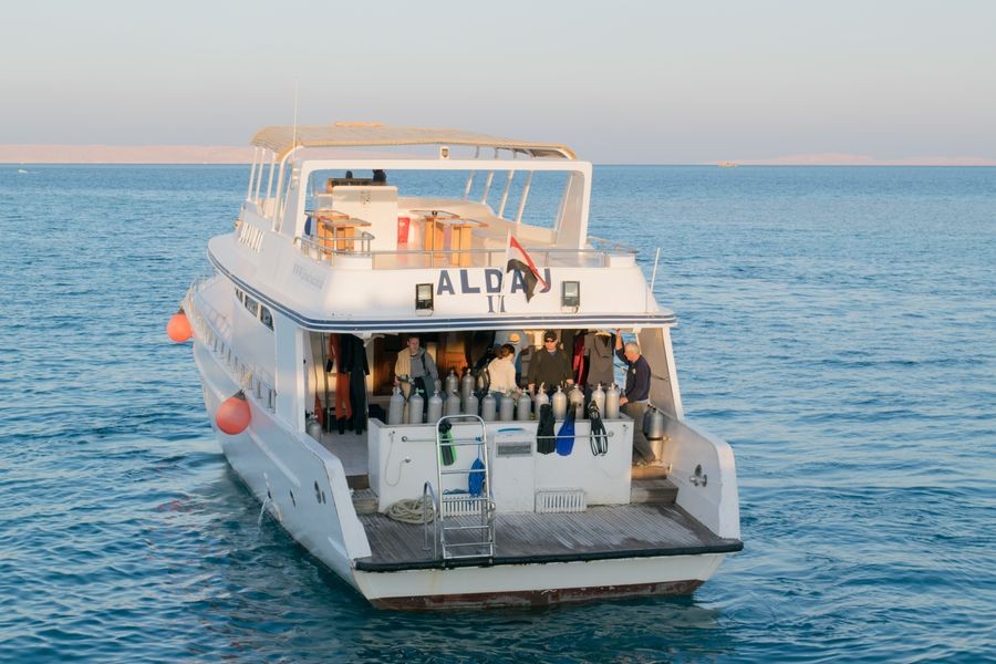 Ilios Dive Club | Rushkult.com